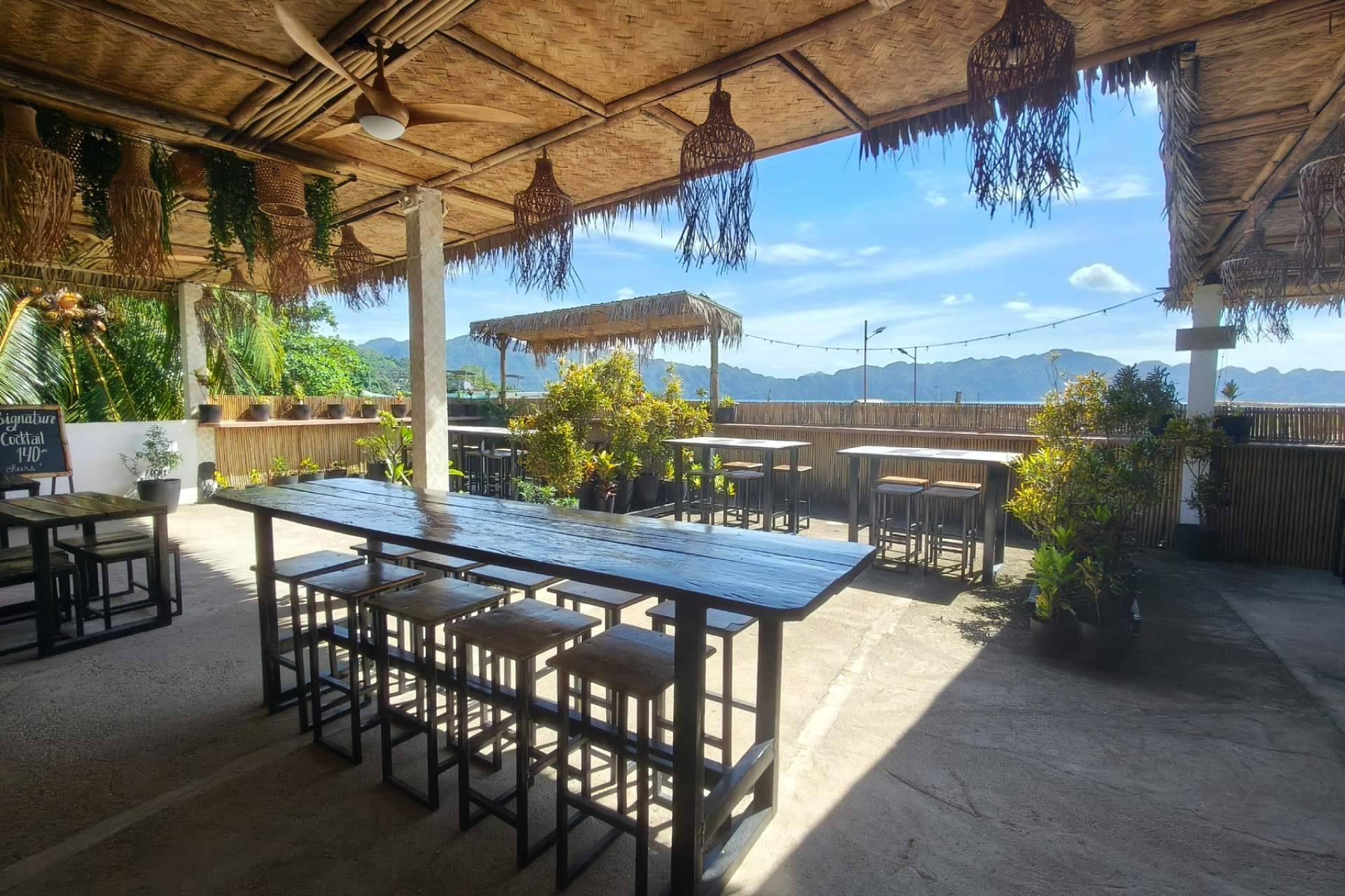 What can be found in the best restaurants in Coron - Businessman Week